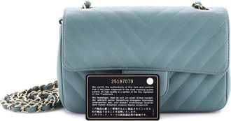 Chanel Classic Single Flap Bag Chevron Lambskin Mini shoulder bag - Bleu