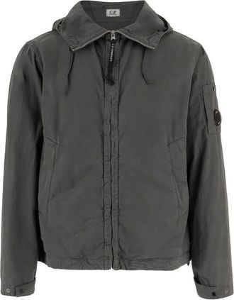 C.P. Company C.p. Company - Veste &agrave; capuche avec fermeture &eacute;clair et logo Lens sur la manche - Homme - Vestes - Gris - Taille: XL