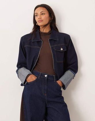 Asos Jacke in Indigoblau mit Schulterpolstern, umgeschlagenen B&uuml;ndchen und Used-Design