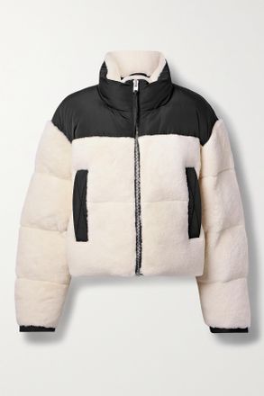 Shoreditch Ski Club Maya Wattierte Jacke Aus Gestepptem Shearling Mit Shell-besätzen - Weiß