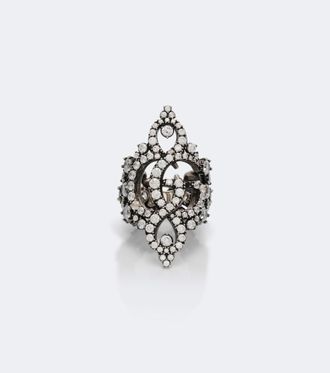 Gucci Bague GG Marmont &agrave; ornements