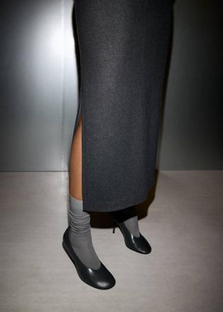 Mango Lederpumps mit rundem Zehenbereich grau - Damen - 36 - MANGO