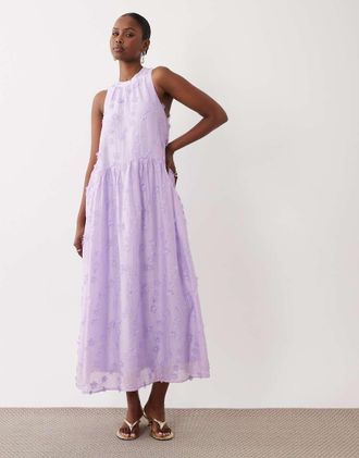 Vero Moda Hochgeschlossenes Midikleid in Flieder mit 3D-Blumenapplikation-Lila
