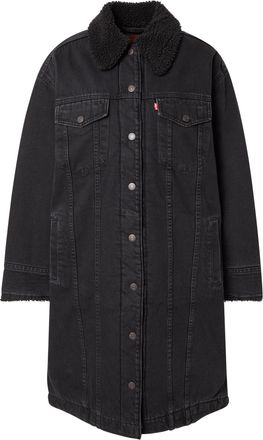 Levi's Mantel
