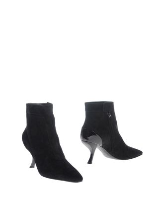 Roger Vivier SCHUHE - Stiefeletten auf YOOX.COM