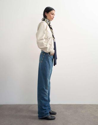 Topshop x Talia Byre jean droit &agrave; clous bleu d&eacute;lav&eacute;