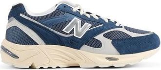 New Balance Baskets 880R en cuir m&eacute;lang&eacute;