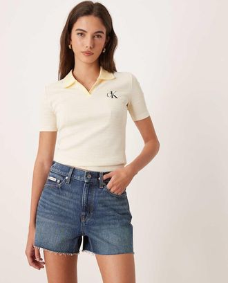 Calvin Klein Jeans Short en jean style ann&eacute;es 90 - Bleu moyen d&eacute;lav&eacute;