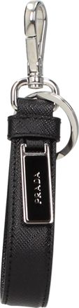 Prada lhomme cl&eacute; &agrave; la peau noire