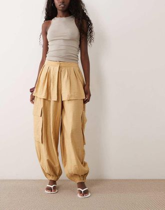 Asos pantalon &agrave; d&eacute;tail jupe jambe ballon en camel-Neutre