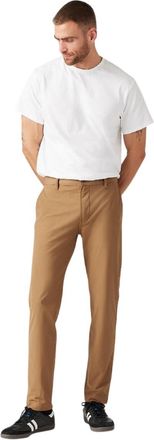 Levi's XX Standard Chino f&uuml;r Herren (Walnu&szlig;-Braun)