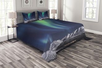 Abakuhaus Himmel Tagesdecke Set, Northern Nacht Norwegen Sonnen, Set mit Kissenbez&uuml;gen Klare Farben, f&uuml;r Doppelbetten 264 x 220 cm, Gr&uuml;n Dunkelblau