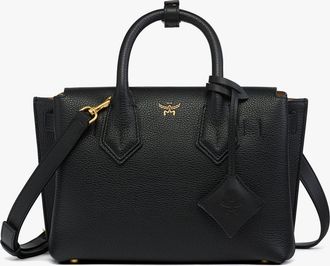 MCM Milla Tragetasche aus gepr&auml;gtem spanischen Leder