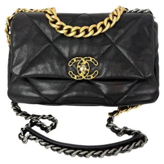 Chanel Pre-owned 19 Large Lambskin Quilted Smooth Flap Bag - - Pre-owned - Damen - Schwarzk - ONE SIZE