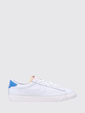 Nike Baskets Tennis Classic AC en cuir lisse avec Swoosh perfor&eacute;