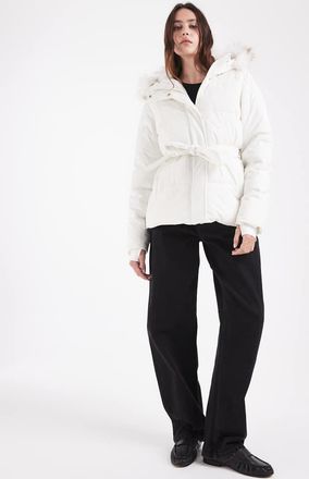 Hollister doudoune ceintur&eacute;e &agrave; capuche en fausse fourrure blanche