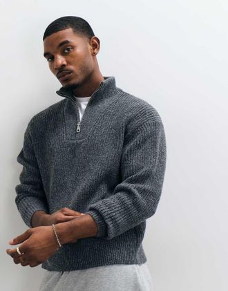 Abercrombie & Fitch l&auml;ssiger Strickpullover mit 1/4-Rei&szlig;verschluss in Anthrazit-Grau