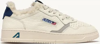 Autry SNEAKERS MEDALIST LOW AUS LEDER UND SHEARLING IN BLUE DEPTHS UND VAPOR