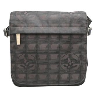 Chanel Sac bandouli&egrave;re vintage en nylon Chanel Pre-owned - Femme - Pre-owned - Brun - Taille: ONE Size