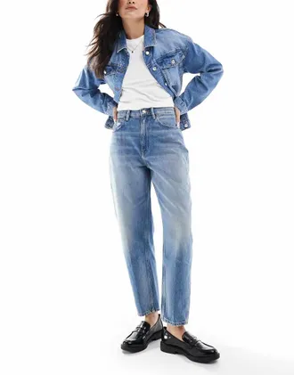 Polo Ralph Lauren Schmal zulaufende Barrel-Jeans in hellblauer Waschung