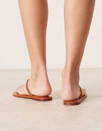 Polo Ralph Lauren Flache Riemchensandalen in Braun-Brown