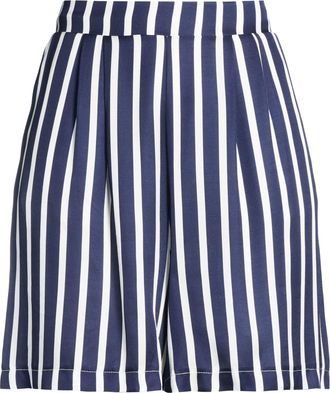 Daniela Drei HOSEN & R&Ouml;CKE - Shorts & Bermudashorts auf YOOX.COM