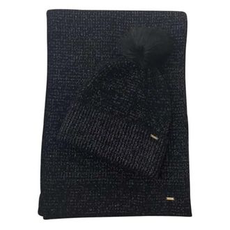 Kaporal Accessoire pour Femme, Coffret Bonnet et Echarpe, Mod&egrave;le Melly, Couleur Black, Taille TU