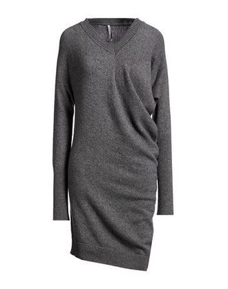 Liviana Conti ROBES - Robes midi sur YOOX.COM
