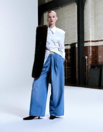 Asos Jean ample drap&eacute; sur lavant - Bleu moyen