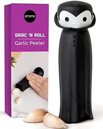 OTOTO Design Drac N Roll Vampire &agrave; lAil - Tube en Silicone pour &Eacute;plucher lAil - Gadget de Cuisine, Rouleau et Presse Ail