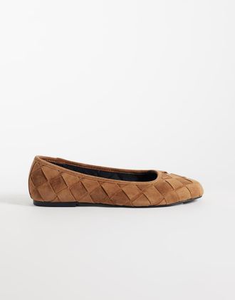 Asos Lowell Premium-Ballerinas aus Wildledergewebe in Hellbraun