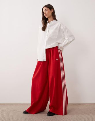 adidas Originals Firebird Adilenium - Pantalon de surv&ecirc;tement - Rouge &eacute;carlate/blanc