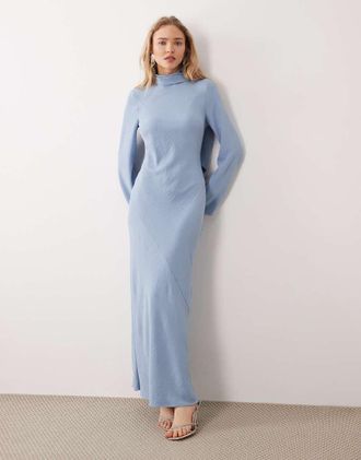 Asos Robe longue &agrave; col montant fa&ccedil;on foulard - Bleu clair