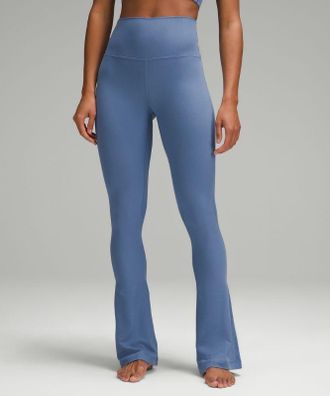 lululemon Align Hose mit hohem Bund und leicht ausgestelltem Bein, geripptes Material Normale Hosenl&auml;nge f&uuml;r Frauen - Gr&ouml;&szlig;e 12 in Oasis Blue