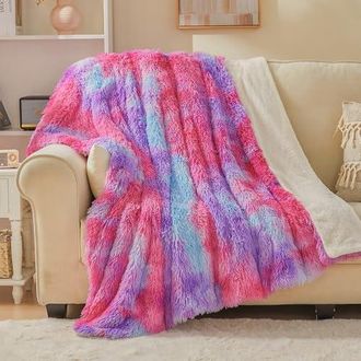 Emme Couverture en Fausse Fourrure 150 x 200 cm - Couverture Polaire Moelleuse - Super Douce, épaisse et élégante - Chaude et Confortable - Réversible pour