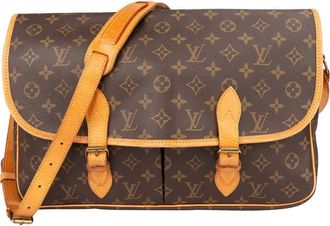 Louis Vuitton Crossbody Bags - Louis Vuitton Canvas Monogram Gibeciere Crossbody - Gr. unisize - in Braun - f&uuml;r Damen
