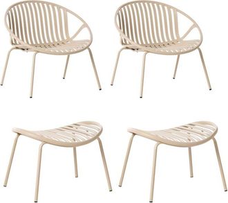 Beliani Lot de 2 Chaises de Jardin avec Repose-Pieds Si&egrave;ges en Plastique Pieds en Acier R&eacute;sistantes aux UV Style R&eacute;tro Beige Sable Casperia