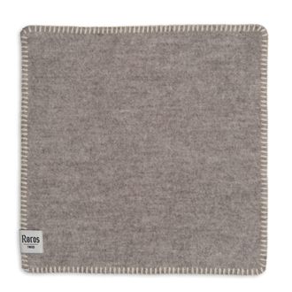 Roros Tweed Stemor Sitzunterlage - aus norwegischer Lammwolle - Design von Kristine Five Melvaer - Ma&szlig;e: 45 x 45 cm (26570 - Grey)