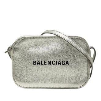 Balenciaga Sac bandouli&egrave;re Everyday XS Pre-owned - Femme - Pre-owned - Gris - Taille: ONE Size