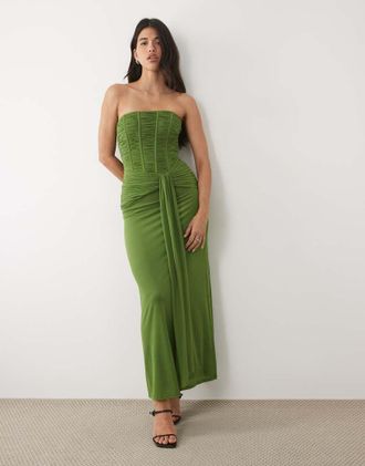 Asos Tr&auml;gerloses Maxikleid aus neoprenartigem Stoff in Flaschengr&uuml;n mit Besatz am R&uuml;cken