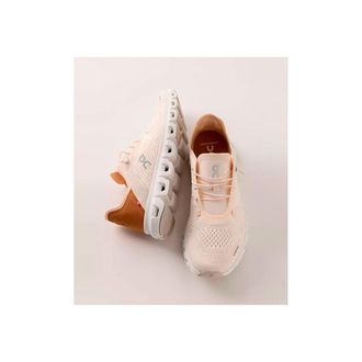 On Cloud 6 Coast Gardenia