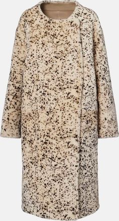 Toteme Bedruckter Mantel aus Shearling