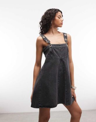 The Ragged Priest Robe courte en jean &agrave; empi&egrave;cement &agrave; godets - Anthracite-Gris