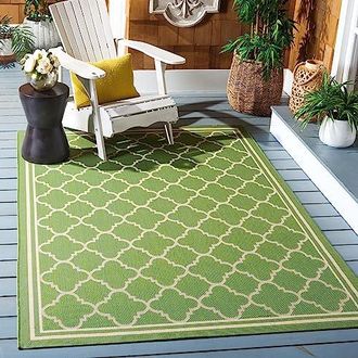 Safavieh Geometrisch Teppich für Wohnzimmer, Esszimmer, Schlafzimmer - Courtyard Collection, Kurzer Flor, Grün und Beige, 79 X 152 cm