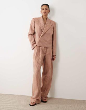 Mango Selection - Pantalon densemble ample et habill&eacute; en lin m&eacute;lang&eacute; ray&eacute; - Rose