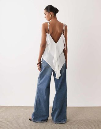 SNDYS Caraco volant&eacute; &agrave; dos &eacute;chancr&eacute; et bretelles nou&eacute;es - Blanc