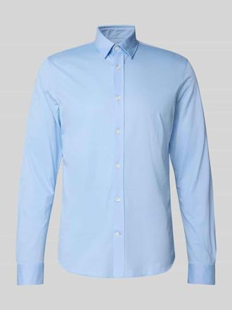 Matinique Slim Fit Business-Hemd mit Knopfleiste Modell trostol