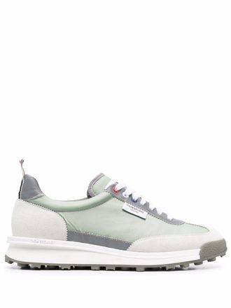 Thom Browne baskets lac&eacute;es &agrave; design &agrave; empi&egrave;cements - Vert