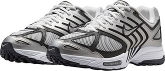 Nike Herren AIR Pegasus 2005 Sneaker, Metallic Silver Metallic Silver White, 42.5 EU