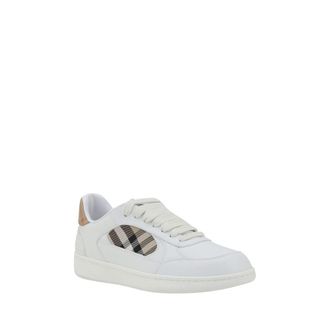 Burberry Mens White Calf Leather Bos Taurus Low Top Sneakers
